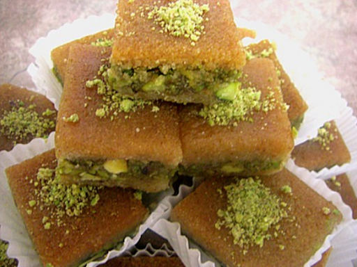 Baklava Dessert: Many Faces of the Famous Middle Eastern Pastry